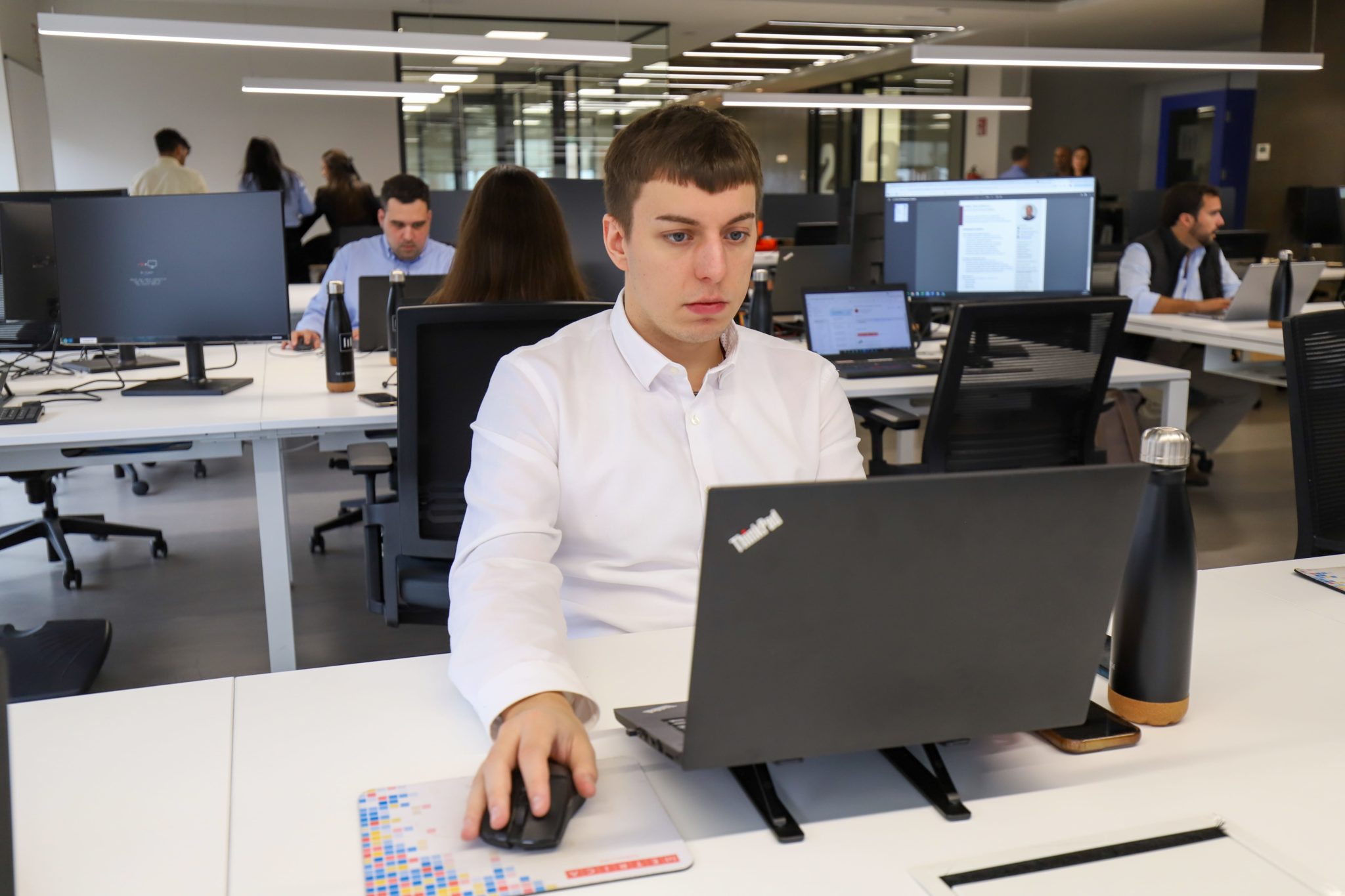 Custom IT Services: Systems Administration and IT Support - METRICA